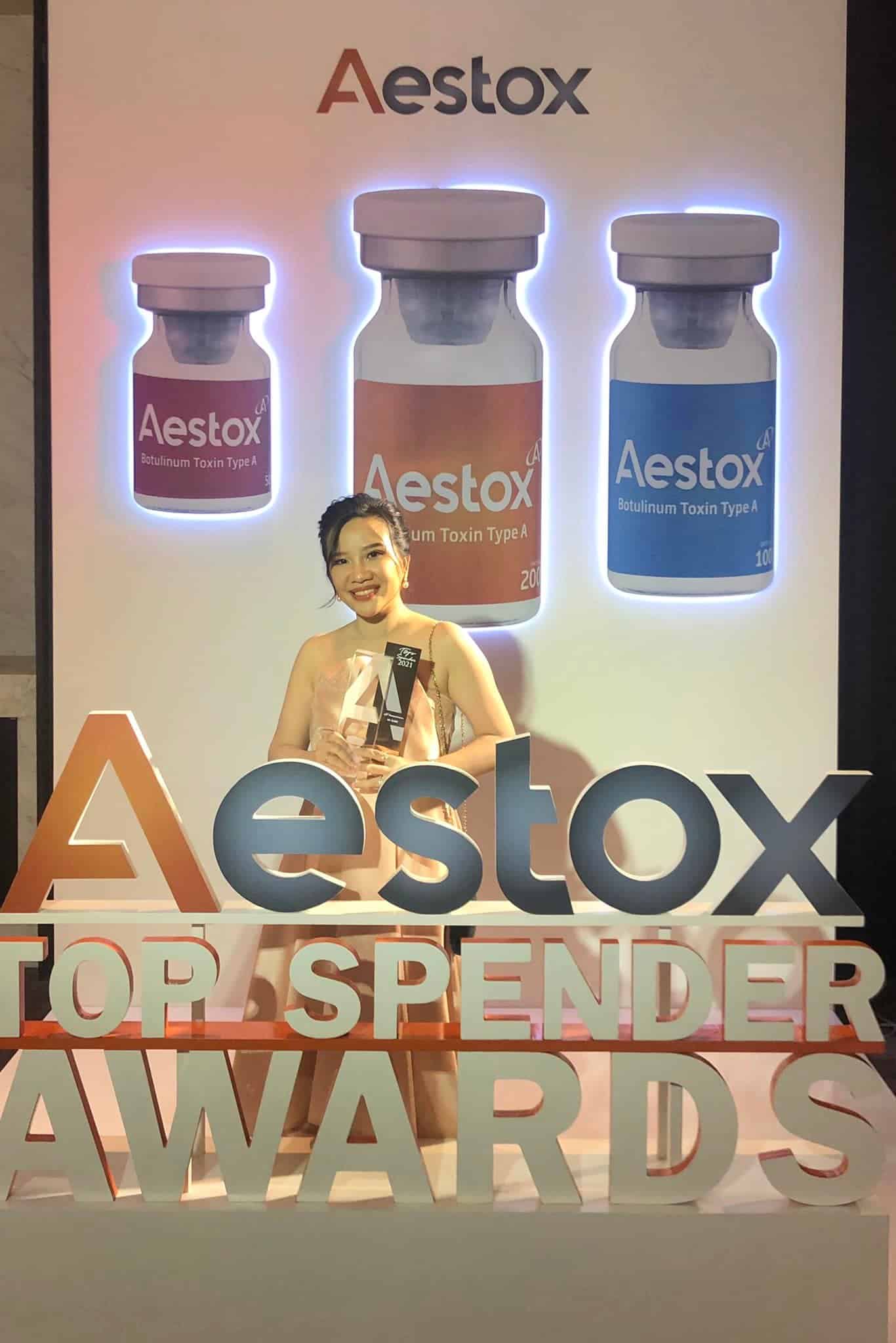 รางวัล Aestox Top Spender 2021 -DScilnic คลินิคหมอดาวใจ หมอสมพงษ์